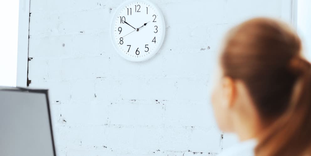 How To Make Time Go By Faster At Work (When You're Dragging)