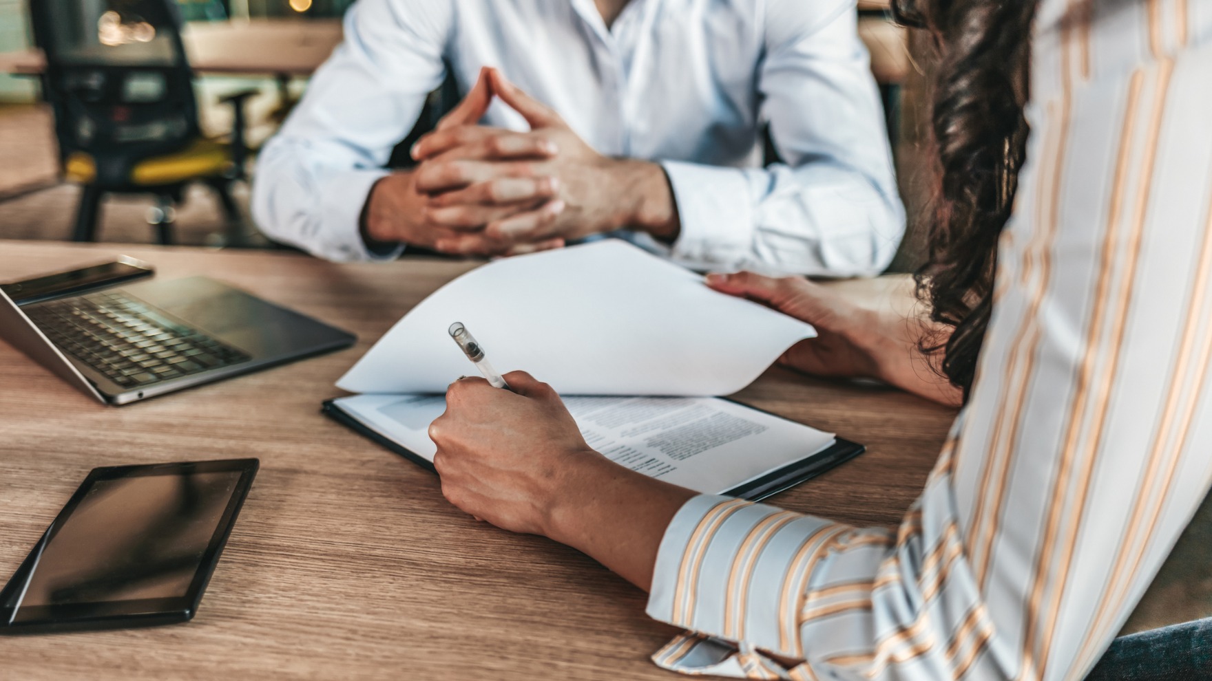 10 Persuasive Techniques For Sales And Marketing